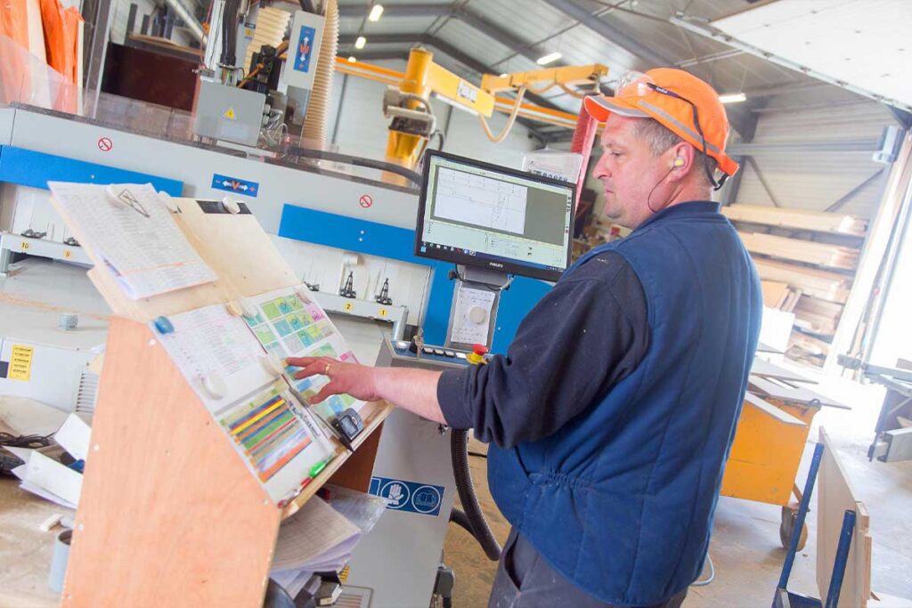 Atelier de menuiserie - LG INDUSTRIE